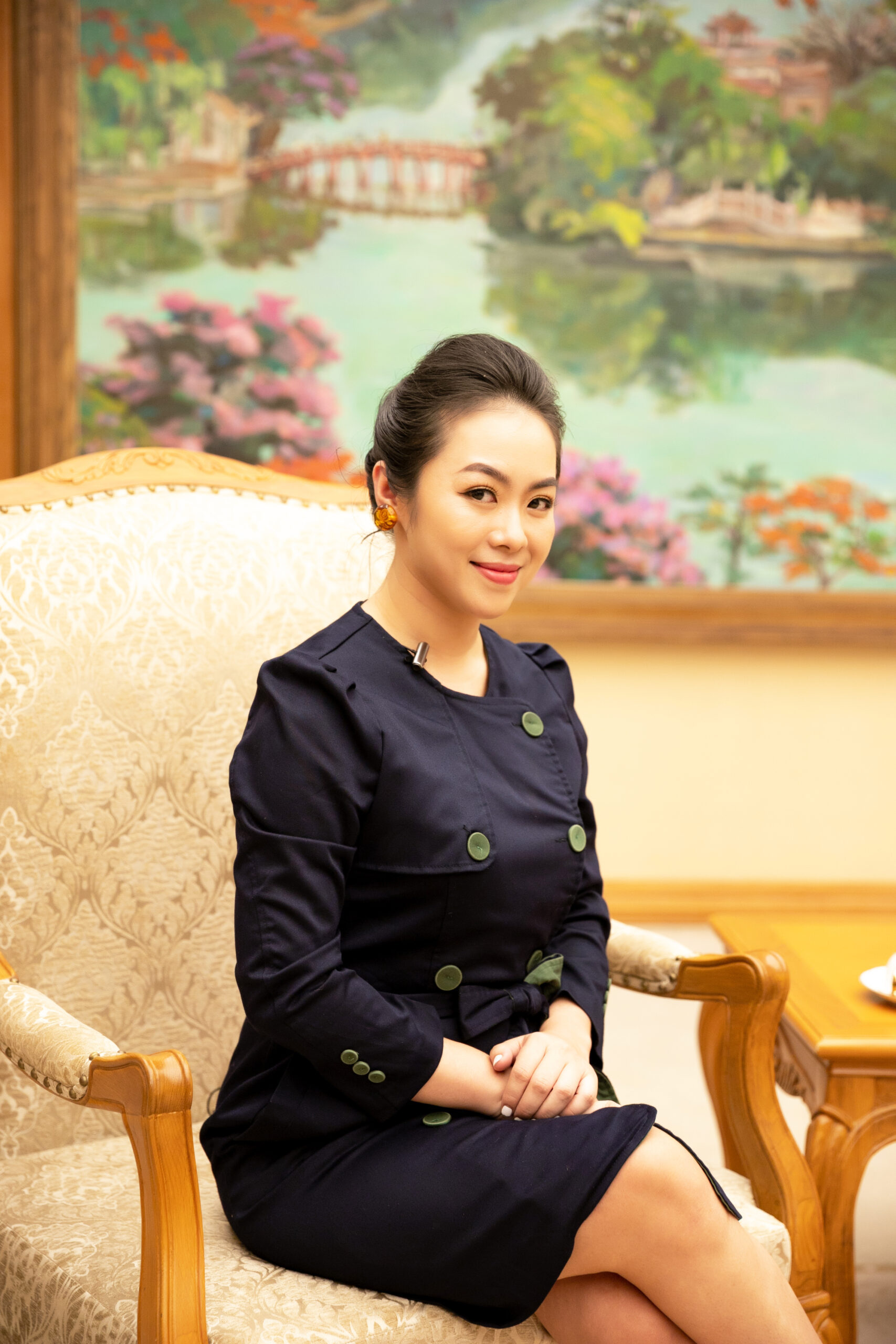 SỰ NGHIỆP - Thy Nga